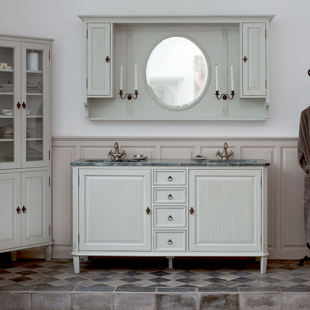 Kommod Fredman dubbel antikgrön | Köp kommoder på Qvesarum